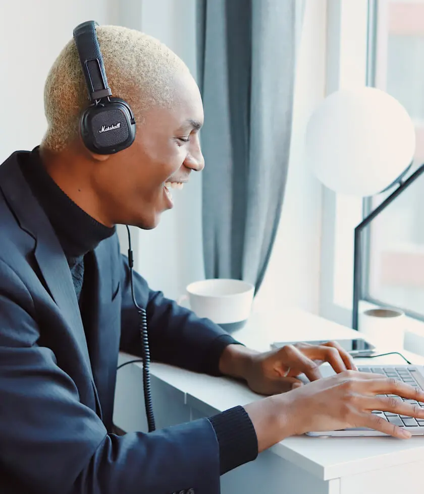 Engaging Your Audience Through Visual Storytelling – CRM Services